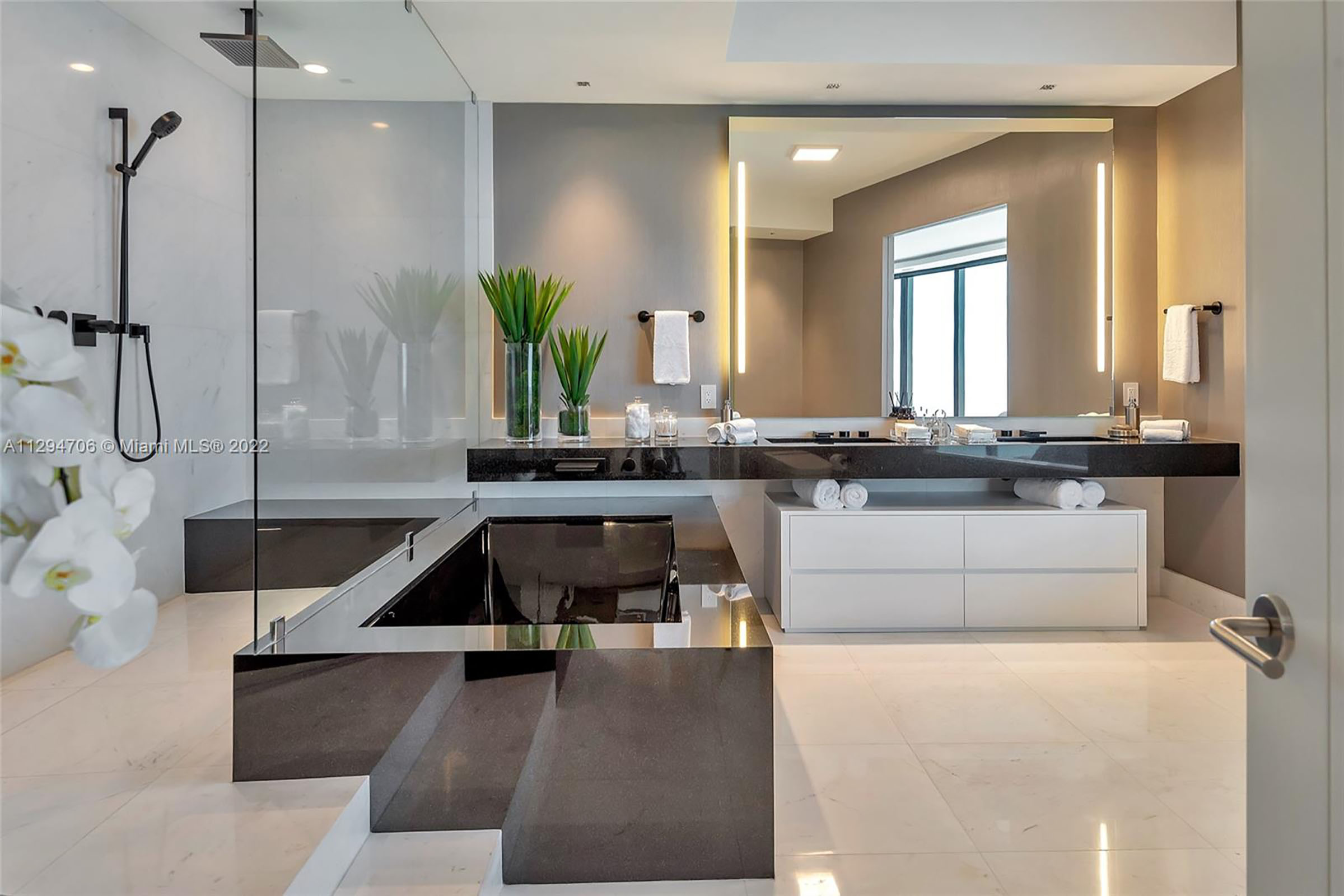 The Many Miami Homes Of Messi - Miami Luxury Homes